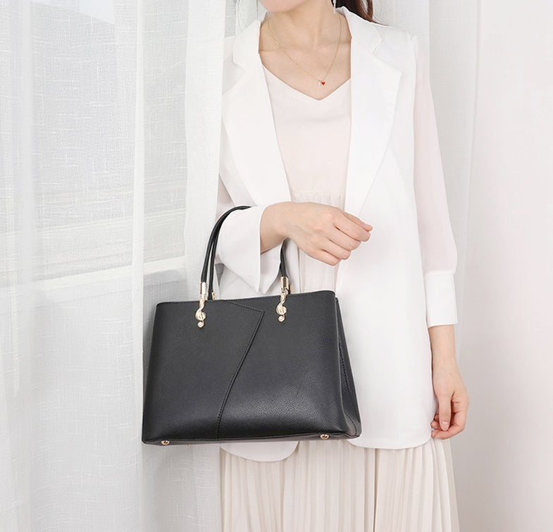 Premium Handbags Collection - Elegant & Stylish of Ladies Handbags ...